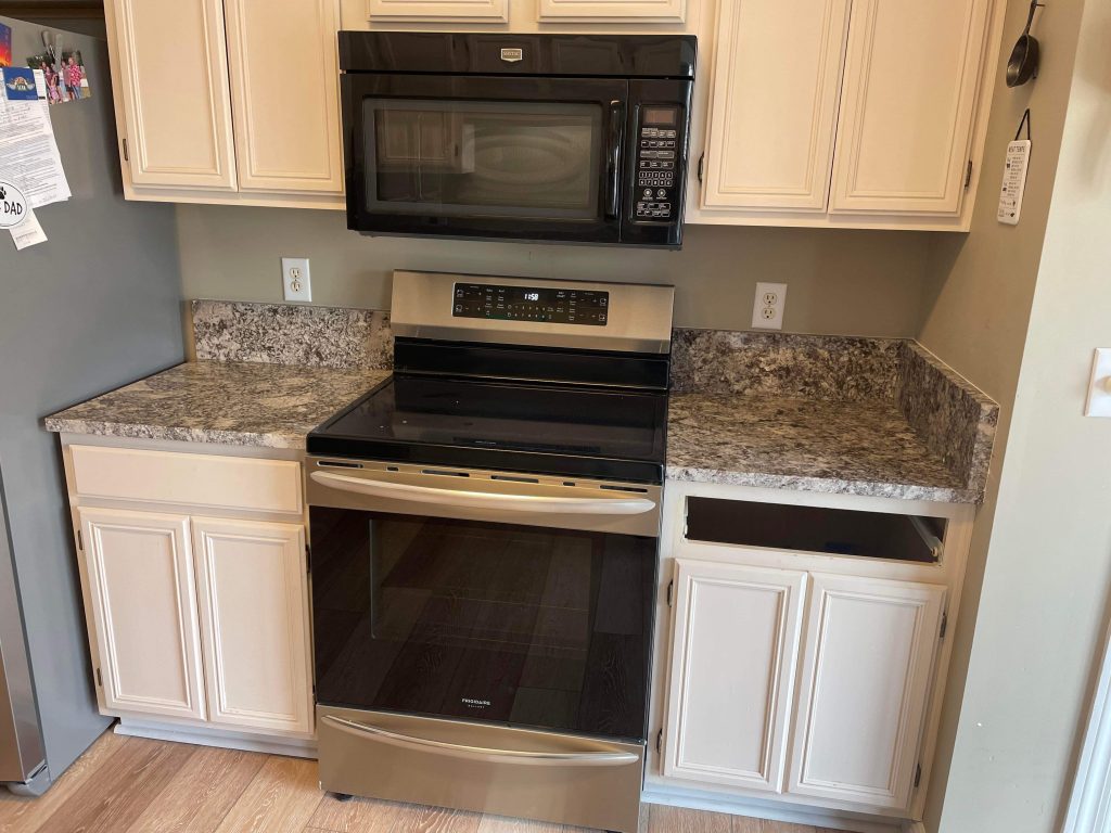 Granite Empire of Nashville - Magnific Silver Granite