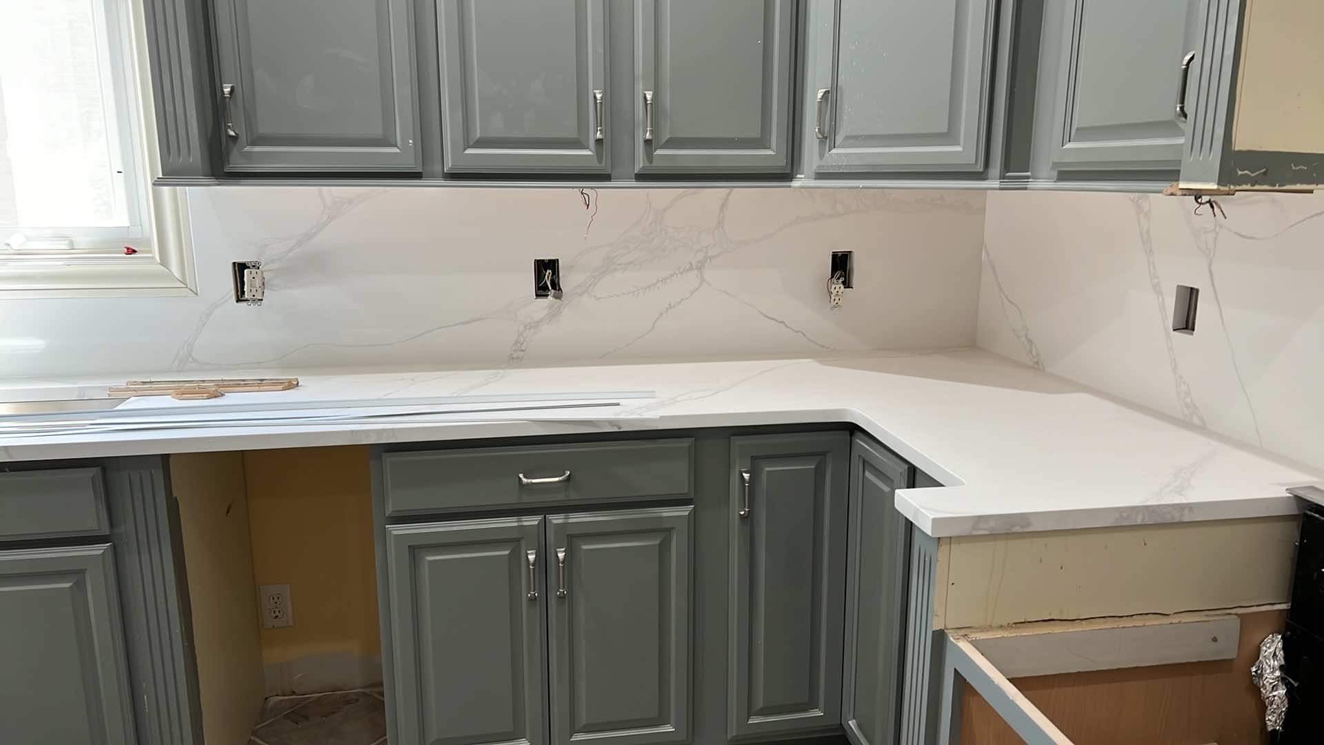 Granite Empire of Nashville - Calacatta Roma Quartz